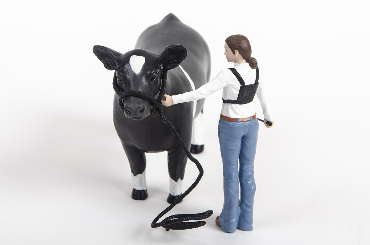 Cattle Showmen Kit – Girl & Halter | Little Buster Toys